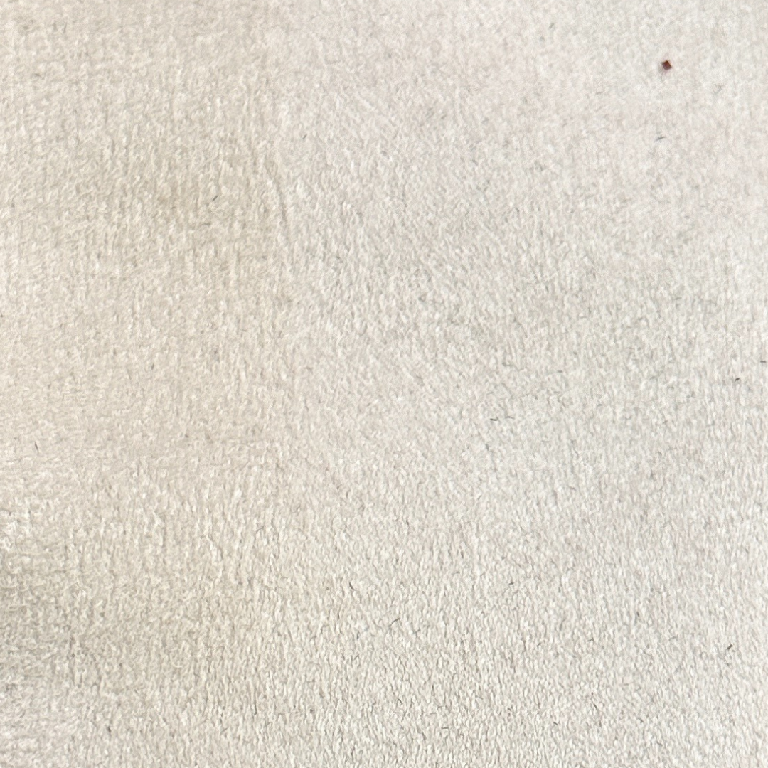 GAMUZA – Luis Salmun Telas